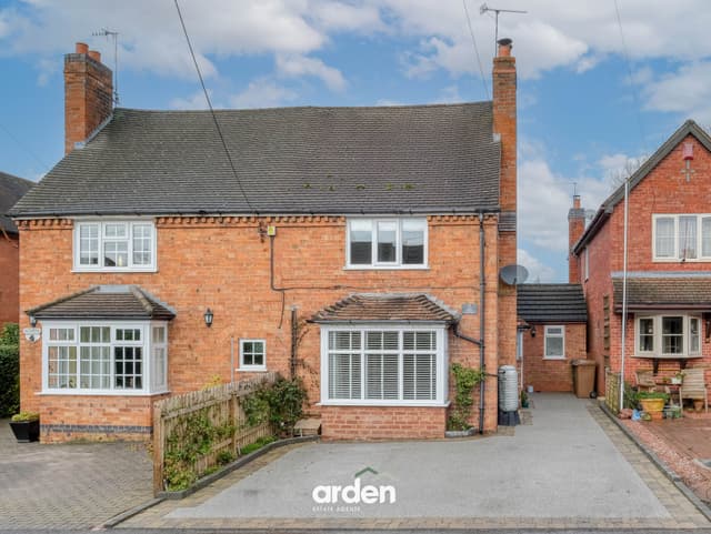 Properties for sale in Alcester