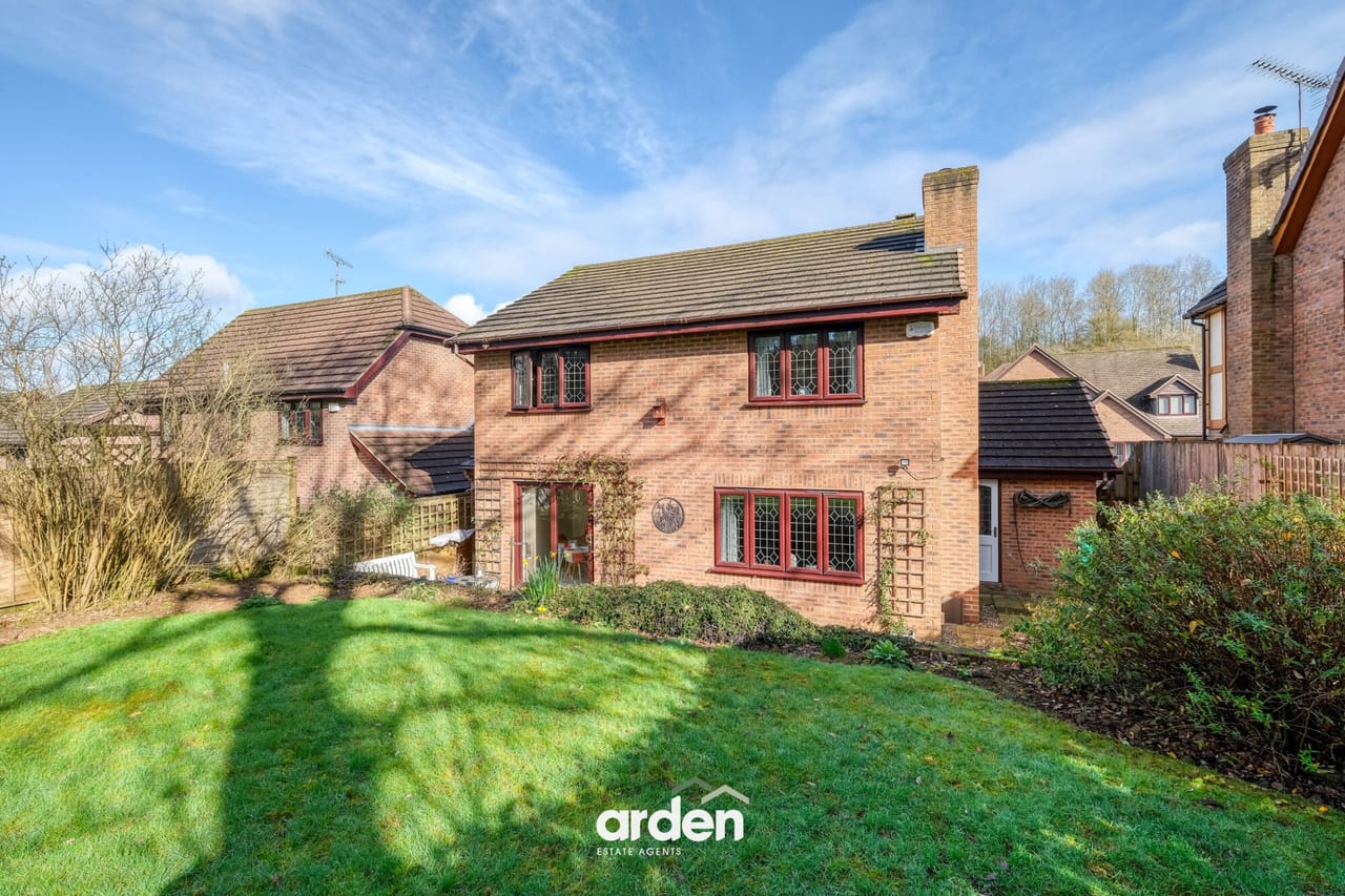 4 bed detached house for sale in Claverdon Close, Redditch, B97