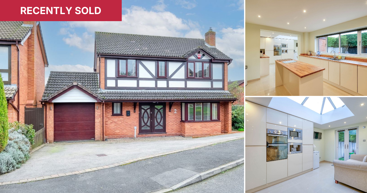 4 bed detached house for sale in Hillview Close, Lickey End, B60